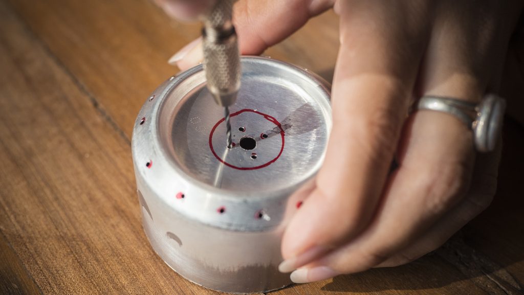 DIY: How to Make an Alcohol Stove from Soda Cans | REI Co-op Journal