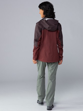 Women's Jackets & Coats for All Seasons | REI Co-op