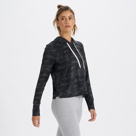 Vuori Halo Essential Hoodie - Women's | REI Co-op