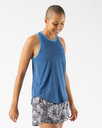 rabbit Women's Clothing | REI Co-op