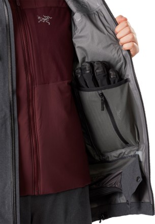 Arc'teryx: Sale, Clearance & Outlet | REI Co-op