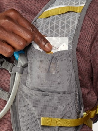 Running Hydration Vests | REI Co-op