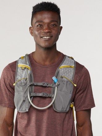 Running Hydration Vests | REI Co-op
