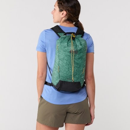 Daypacks: Small Day Hiking Backpacks | REI Co-op