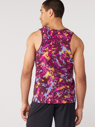 Men's Active Tank Tops: Moisture-wicking, Sun Protection & Compression ...