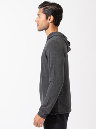 Threads 4 Thought Men's Clothing | REI Co-op